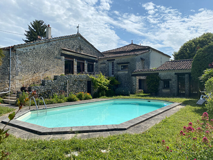 Maison à vendre - Dirac - 6 pièces - 4 chambres