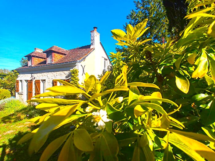 Maison à vendre - Baugé - 8 pièces - 5 chambres