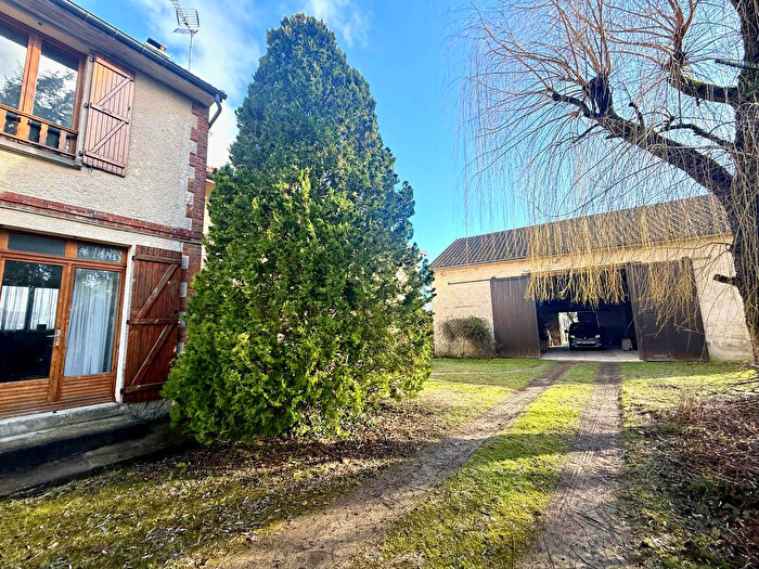 Maison à vendre - Souain-Perthes-lès-Hurlus - 7 pièces - 5 chambres