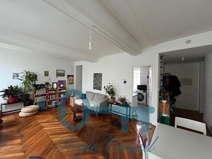 Appartement à louer - Vienne, Saint-Martin - 4 pièces - 3 chambres