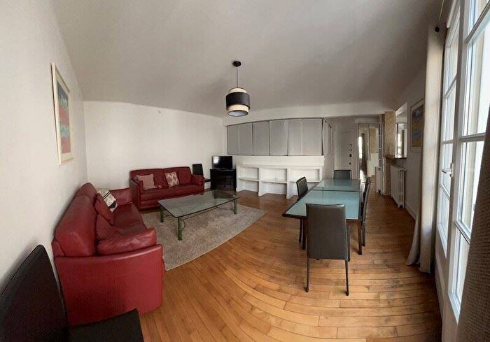 Appartement à louer - Reine-Mairie, Boulogne-Billancourt - 1 pièce