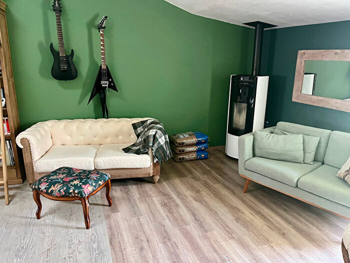 Les Magnils-Reigniers - Maison 6 pièces à vendre