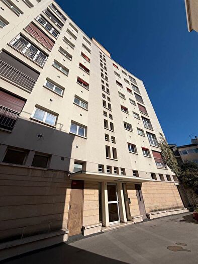 Appartement à louer - Centre Ville, Aubervilliers - 3 pièces - 2 chambres