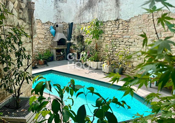 Maison à vendre - Calvisson - 6 pièces - 4 chambres