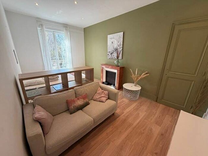 Berriat-Ampere, Grenoble - Appartement 2 pièces à louer