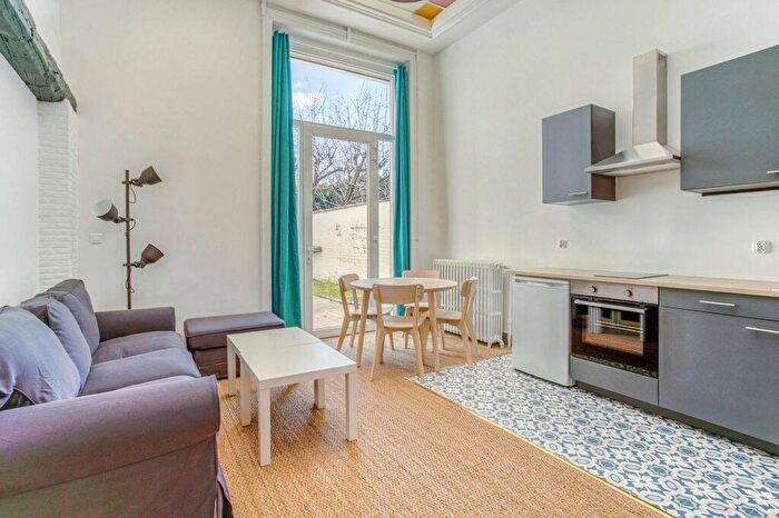 Centre Ville-Fin de la Guerre, Tourcoing : Appartement 2 pièces à louer
