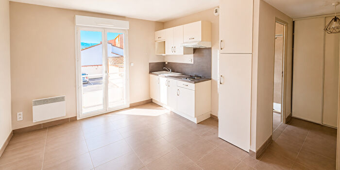 Appartement à louer - Narbonne, Saint-Jean, Saint-Pierre - 1 pièce