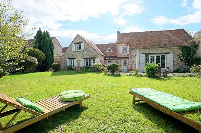 Maison à vendre - Arnouville-lès-Mantes - 9 pièces - 4 chambres