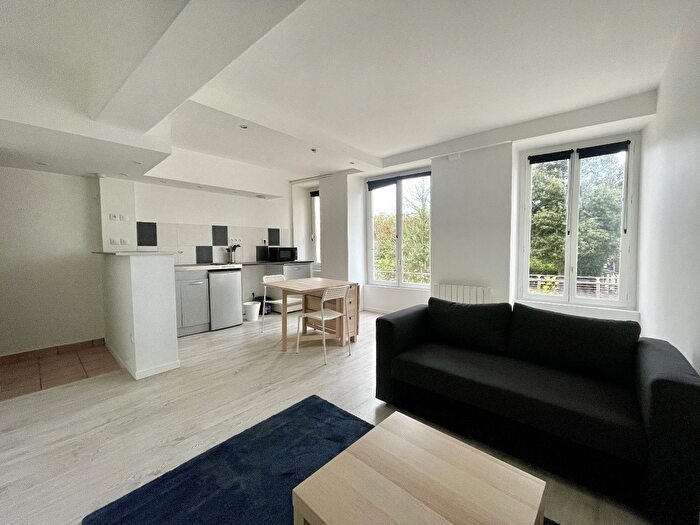 Appartement 1 pièce à Orléans, Bourgogne, Saint-Euverte, à louer