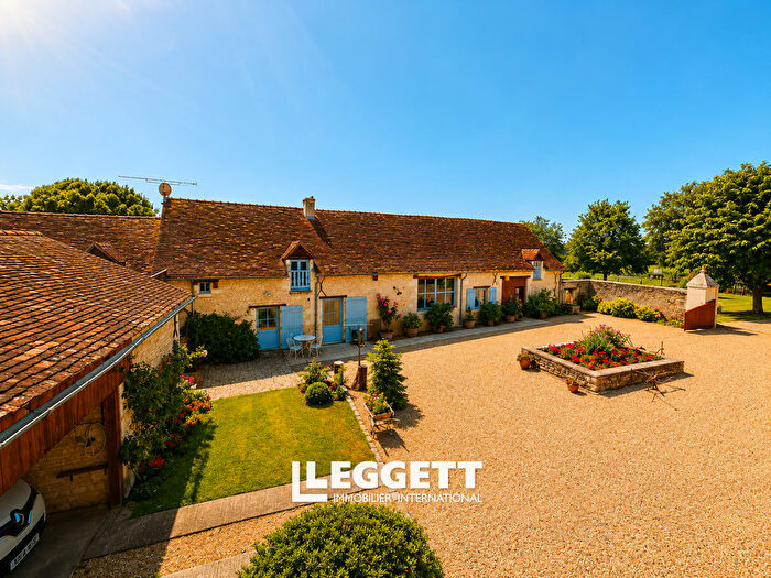 Maison 12 pièces à Luzé, à vendre