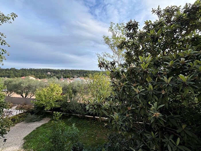 Appartement à vendre - Carnoules - 3 pièces - 2 chambres