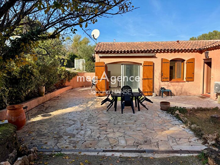 Appartement à vendre - Trans-en-Provence - 2 pièces - 1 chambre