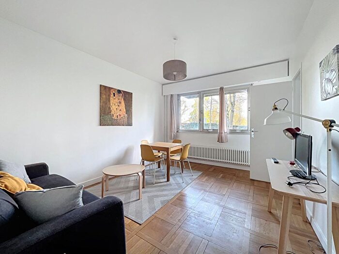 Appartement à louer - Garches, La Verboise, Janvier - 1 pièce