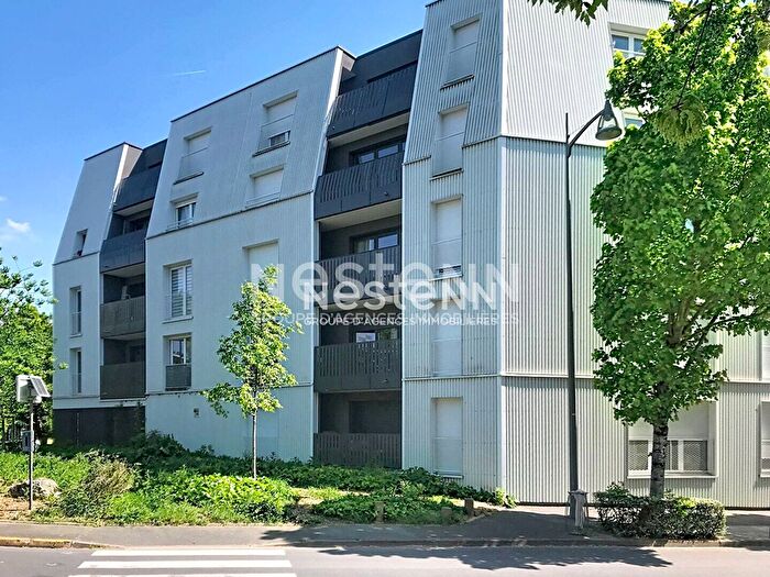 Appartement 1 pièce à Saphir, Longjumeau, à louer