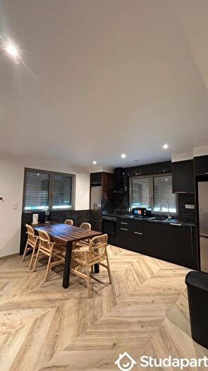 Appartement à louer - Cimetiere, Créteil - 1 pièce - 1 chambre