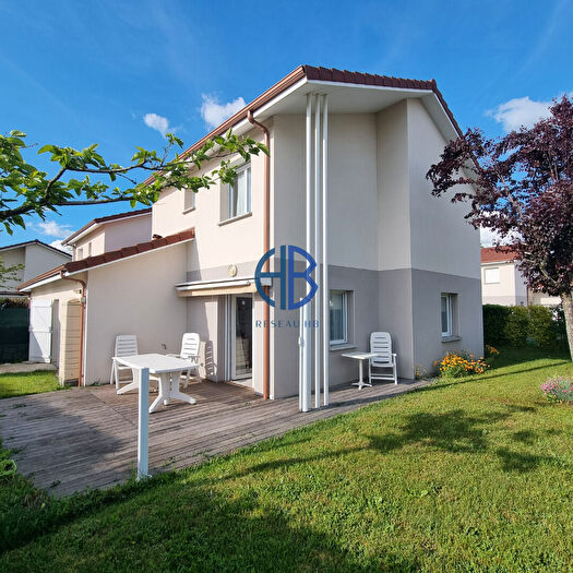 Maison 4 pièces à vendre à Rochetoirin