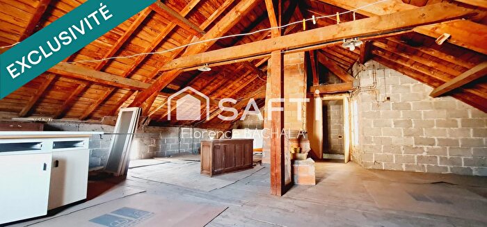 Maison à vendre - Salornay-sur-Guye - 6 pièces - 4 chambres