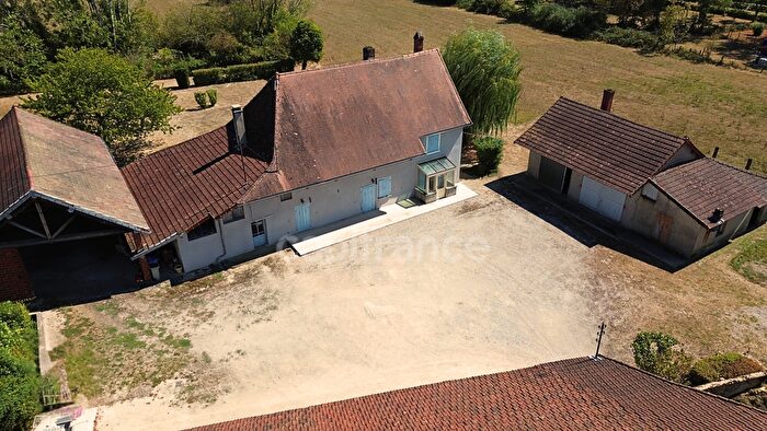 Maison 7 pièces à vendre à Commenailles