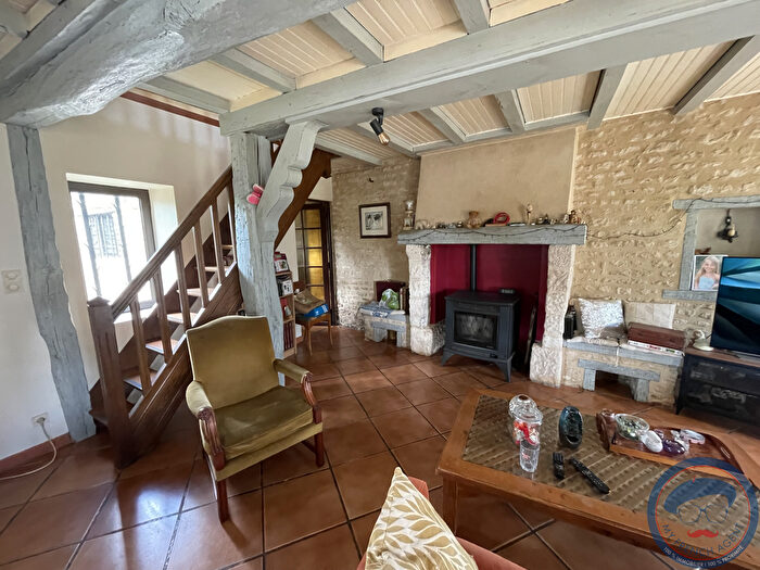 Maison 5 pièces à vendre à Fontaine-les-Bassets