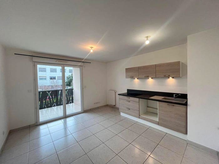 Peripherie, Manosque - Appartement 3 pièces à louer