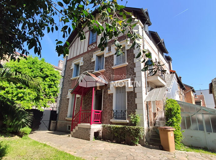 Vitry-sur-Seine : Maison 8 pièces à vendre