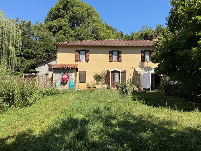 Maison à vendre - Boulogne-sur-Gesse - 8 pièces - 4 chambres