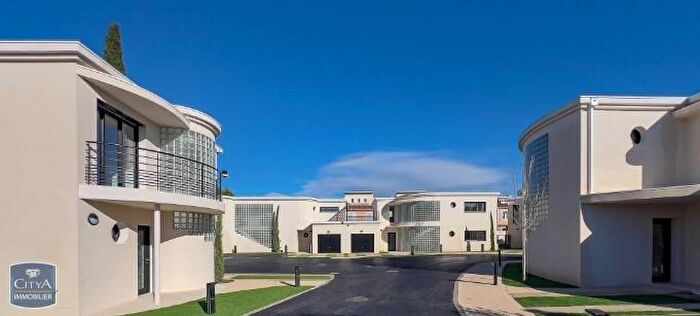 Maison à vendre - Salon-de-Provence, Canourgues - 4 pièces - 3 chambres