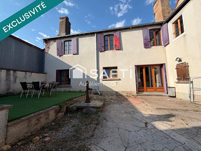 Maison 5 pièces à Vatan, à vendre
