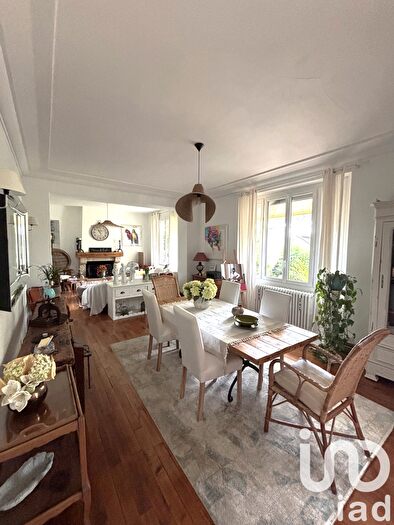 Maison à vendre - Le Bugue - 9 pièces - 5 chambres