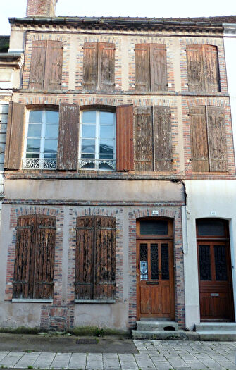 Maison à vendre - Villeneuve-lArchevêque - 7 pièces - 5 chambres