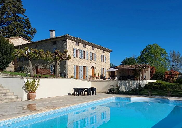 Maison à vendre - Cahuzac-sur-Vère - 15 pièces - 8 chambres