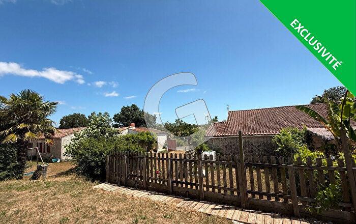 Maison à vendre - Lairoux - 8 pièces - 6 chambres