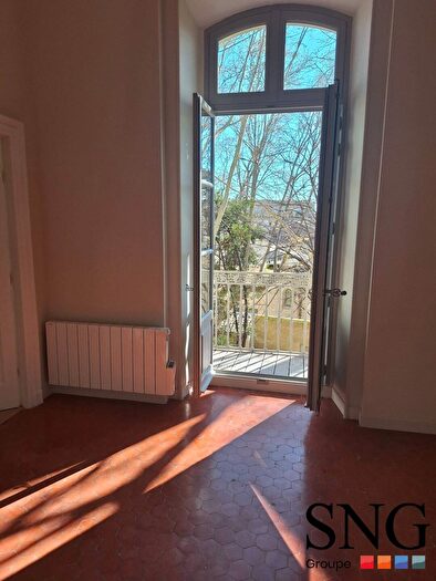 Appartement à louer - Zone Pietonne, Avignon - 3 pièces - 2 chambres