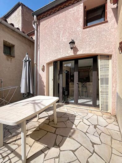 Maison 5 pièces à vendre à Caramany