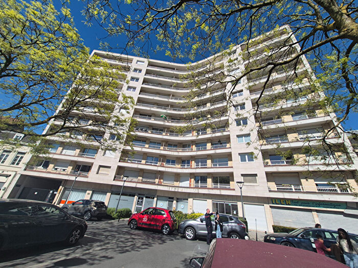 Appartement à vendre - Valenciennes, Quesnoy, Delsaux, Musée, Cannoniers, Gare - 3 pièces - 2 chambres