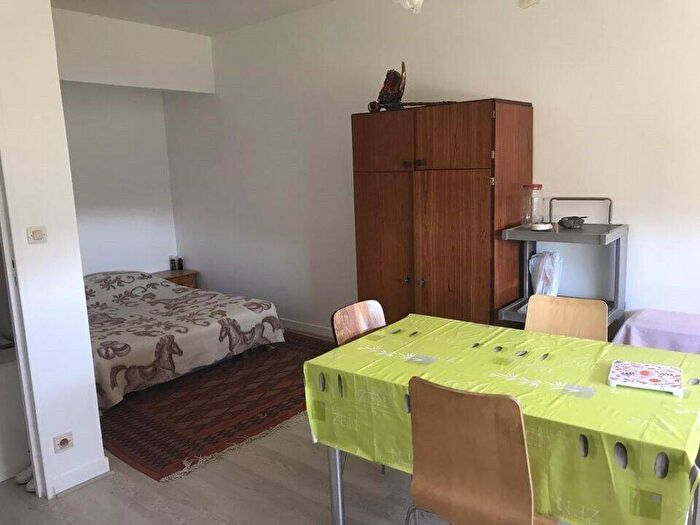 Croix Luizet, Villeurbanne - Appartement 1 pièce à louer