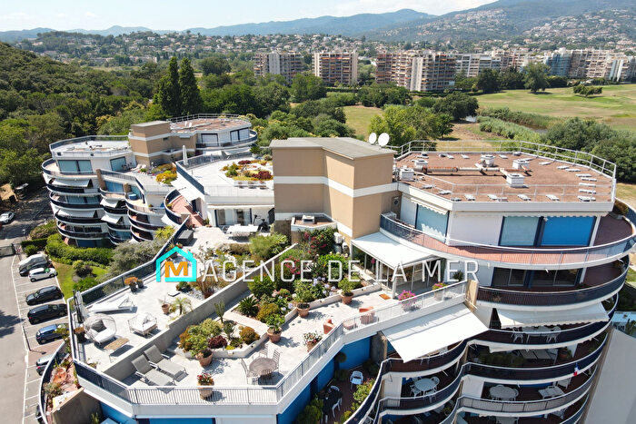Mandelieu-la-Napoule, La Napoule : Appartement 4 pièces à vendre