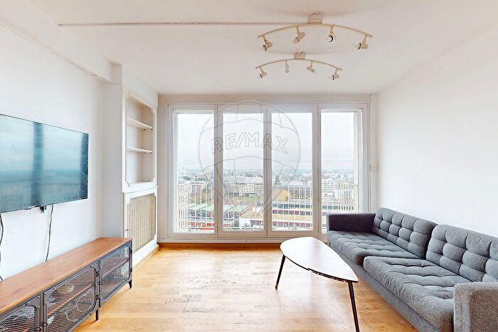 Appartement à vendre - Orléans - 5 pièces - 4 chambres