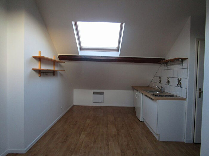 Reims, Clairmarais, Charles Arnould : Appartement 2 pièces à louer