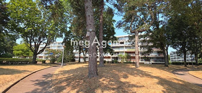 Vélizy-Villacoublay, Vélizy le Bas : Appartement 4 pièces à vendre