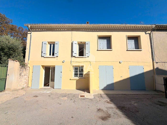 Maison 3 pièces à louer à Le Puy-Sainte-Réparade