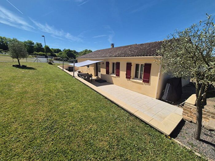 Saint-Martial-de-Valette - Maison 4 pièces à vendre