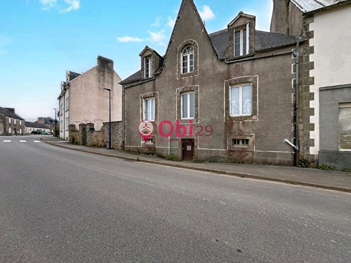 Plomodiern - Maison 7 pièces à vendre