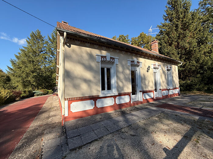 Maison à louer - Souesmes - 4 pièces - 2 chambres