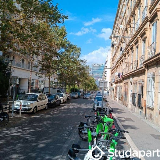 Appartement 1 pièce à La Joliette, Marseille 2ème arrondissement, à louer