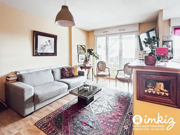 Appartement à vendre - Saint-Pée-sur-Nivelle - 3 pièces - 2 chambres