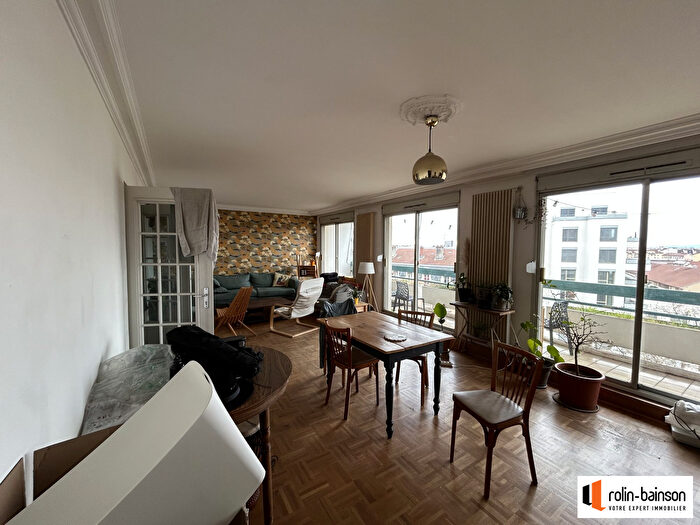 Villeurbanne, Charmettes : Appartement 4 pièces à louer
