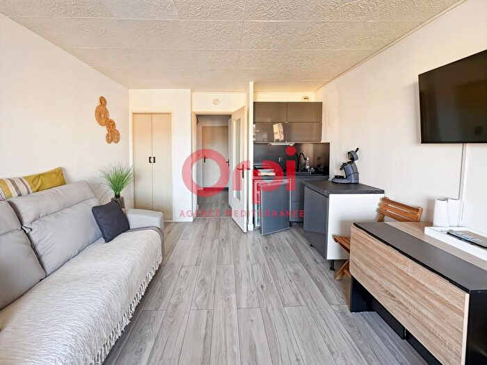 Appartement à louer - Fréjus, Villeneuve - 1 pièce