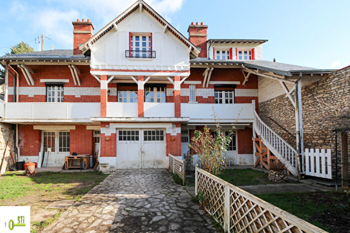 Maison à vendre - Châtillon-Coligny - 6 pièces - 3 chambres