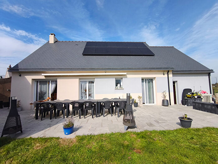 Maison à vendre - Saint-Samson-sur-Rance - 4 pièces - 3 chambres